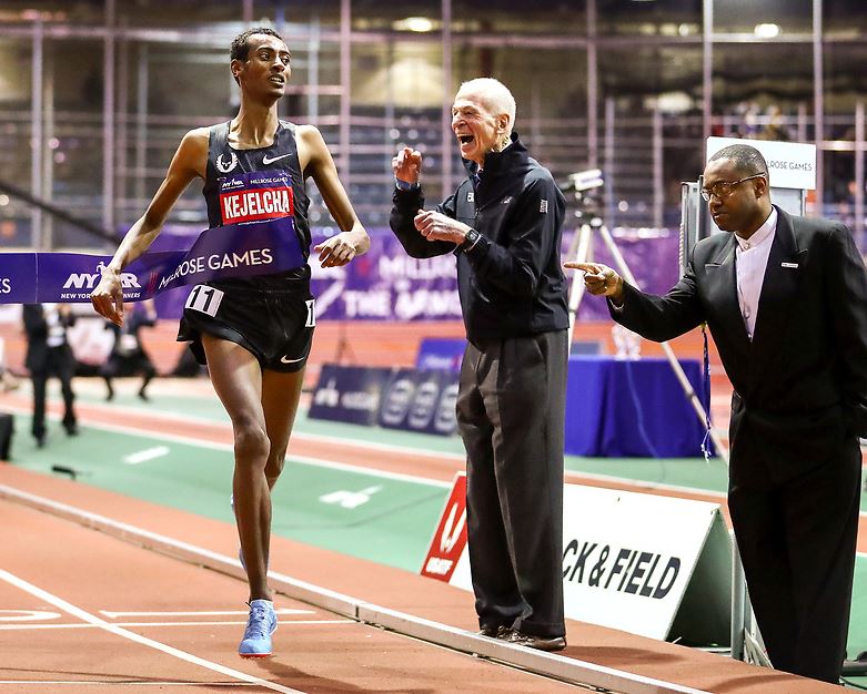 Yomif Kejelcha just misses indoor world record at Wanamaker Mile : News ...